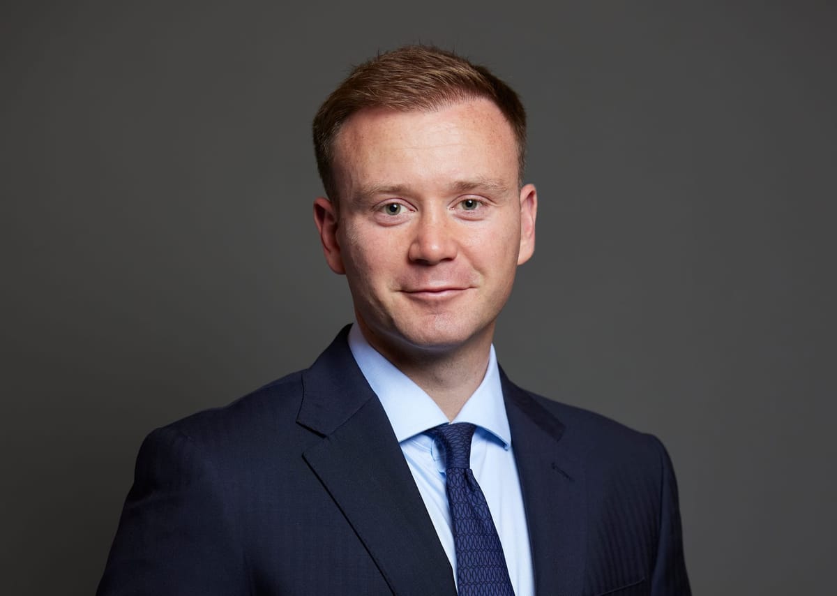 Fred Thomas MP - From Commando to The Commons